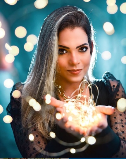 A dedicação e simplicidade de Rachel Barros - Tudo Sobre Famosos